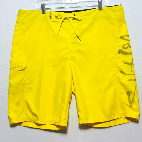 Salt Life | Swim | Mens Salt Life Yellow Swim Shorts W38 729 | Poshmark